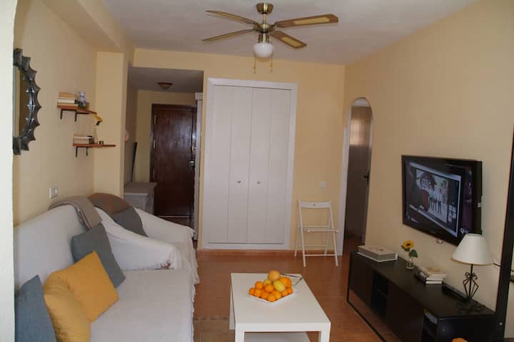 Apartment 2 Minutes From The Beach! - Torremolinos