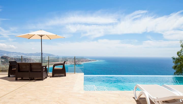 Villa Los Pinos - Fantastischer Meerblick - Salobreña