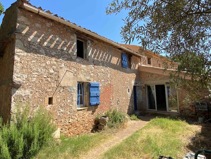 Relais éQuestre La Chevalière Sauvage En Provence - Brignoles