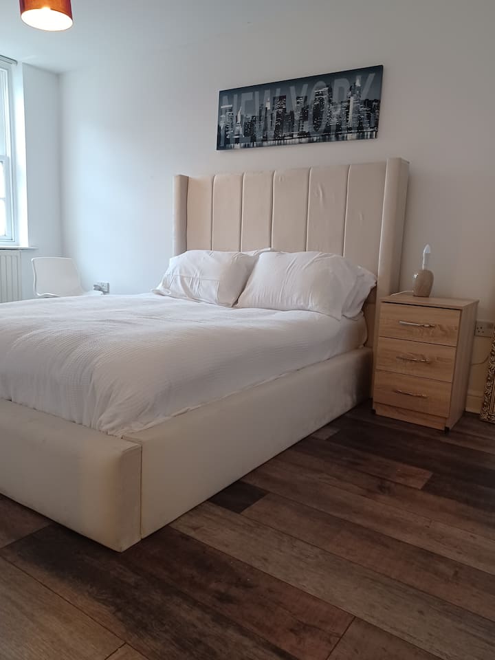 Q Flat. Skyview-comfy 2-bedroom Bradford - University of Bradford
