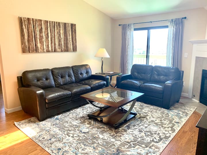 Prime Dtc Location - Well Furnished 1 Bed 1 Bath - Aurora