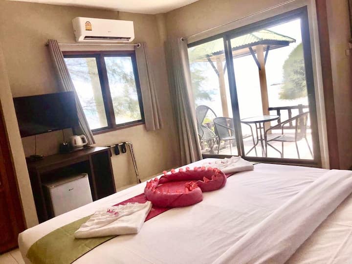 Beachfront Bungalow With Sunset View At Srithanu - Ko Pha Ngan