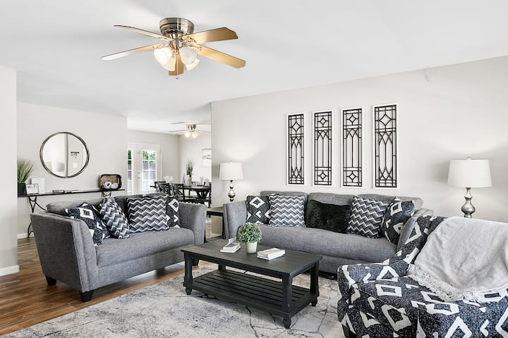 On Sale! 3bd 2bth With Heated Pool! - Scottsdale, AZ