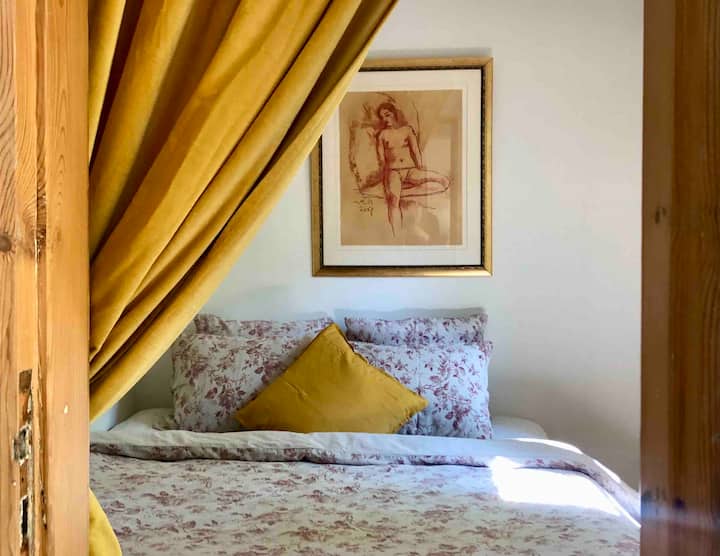 Bright Studio In The Heart Of Tallinn With Parking - Talin