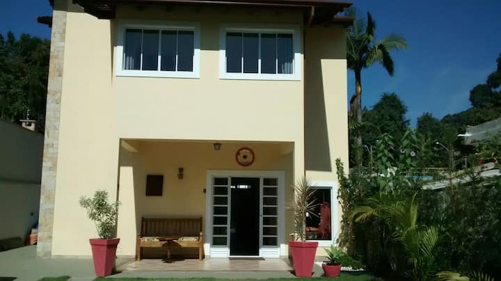 Linda Casa Ubatuba-praia Toninhas - Ubatuba