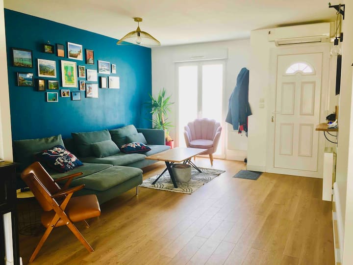 Travel House - Perigny