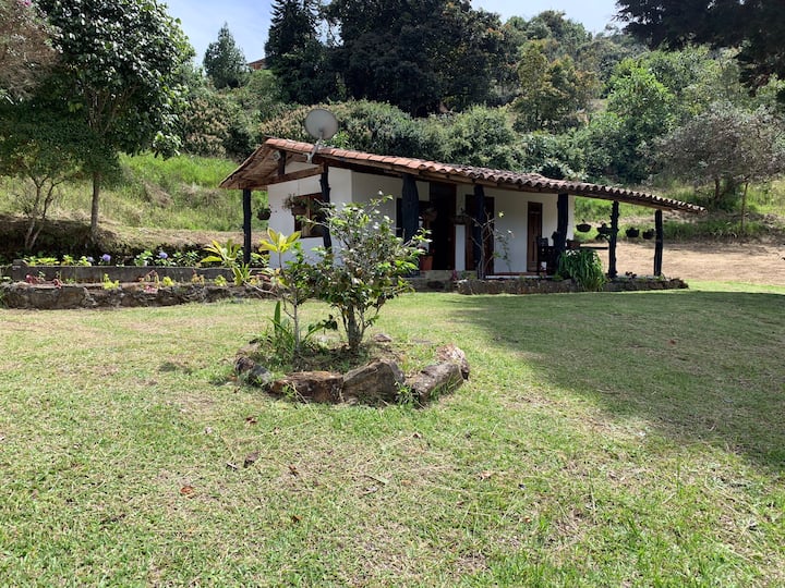 Acogedora Casa De Campo - Guarne