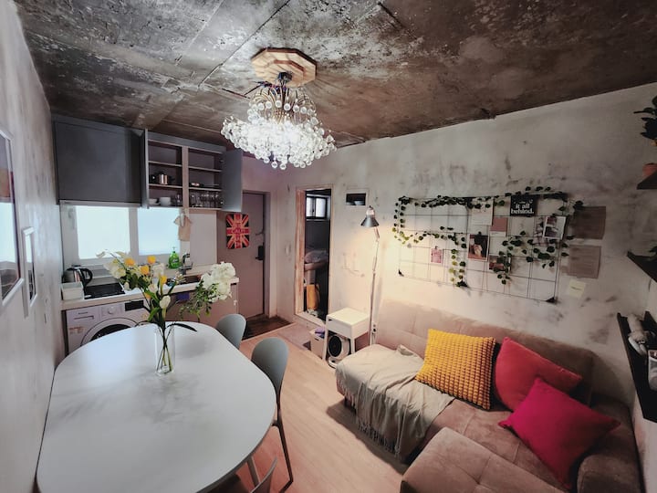 *Han River Park Hongdae Club & Hapjeung Exit7 7min - Seoul