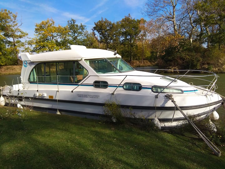 Séjour Bateau Sans Permis à Quai Ou Navigation - Béziers