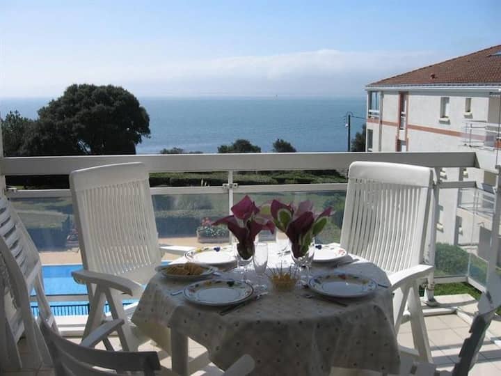Vue Imprenable Sur La Mer - Saint-Michel-Chef-Chef