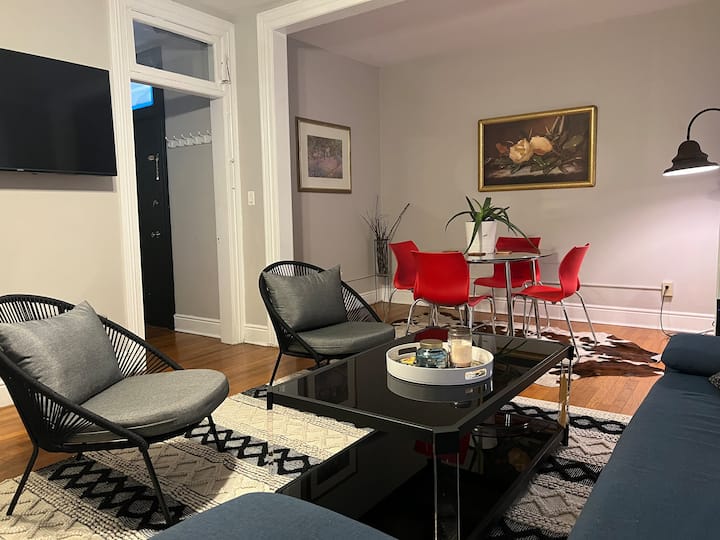 Heart Of Center Square: Designer 2-bed Retreat - Albany, NY