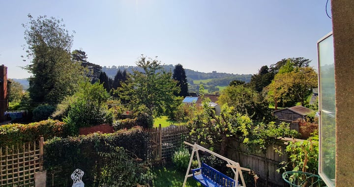 The Annexe
Quiet Haven In The Cotswolds - Painswick