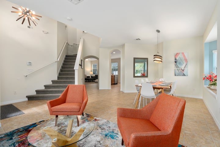 Large House | Near Disney | Private Pool | 6 Beds - Kissimmee, FL