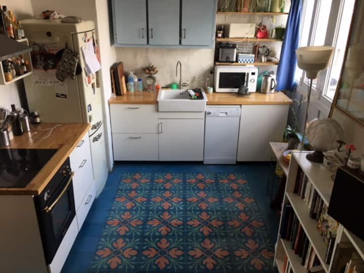 Appartement 60m2 à 100 Mètres Du Métro - Montreuil