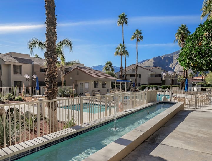 Downtown Luxury 1/1 Condo Pool/spa/all New 2025! - Palm Springs, CA