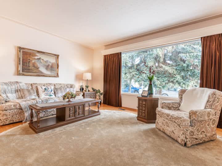 Peacefully Retro Bungalow House Close To Wem - Edmonton