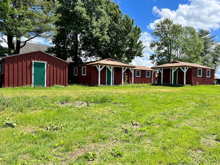 Farm Stay In Rustic Cabin (#2) - Rutland, MA