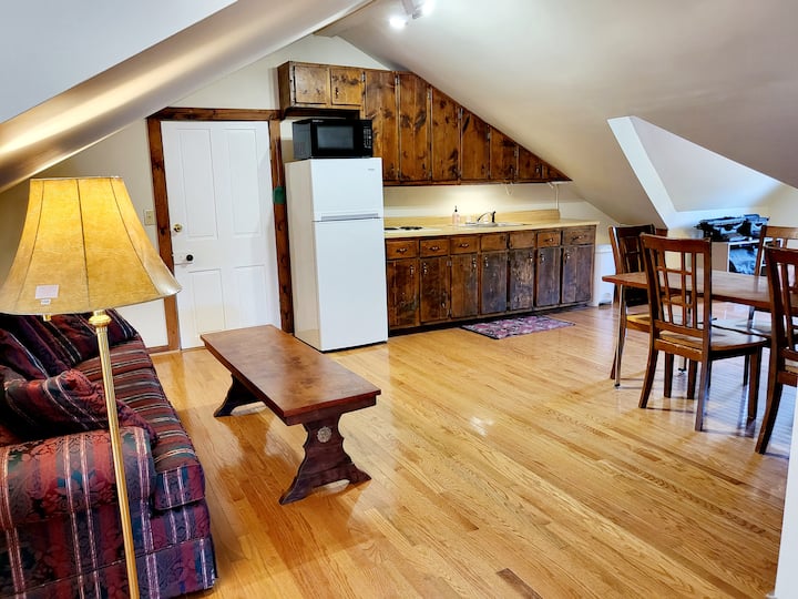 Farmer's Suite In The Historic Manor House! - Maryland