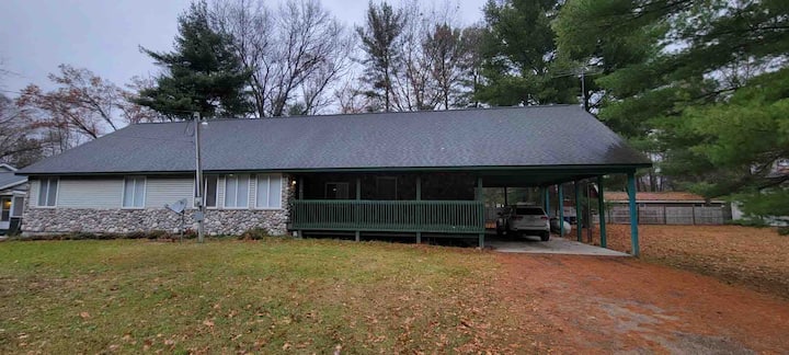 Spaciocabin Near George Lake - Jackson Lake, Roscommon Township