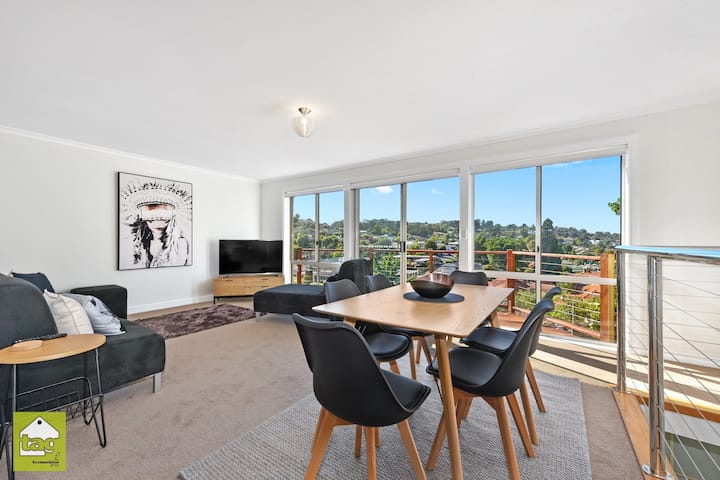 St. John Street Private Escape - Launceston