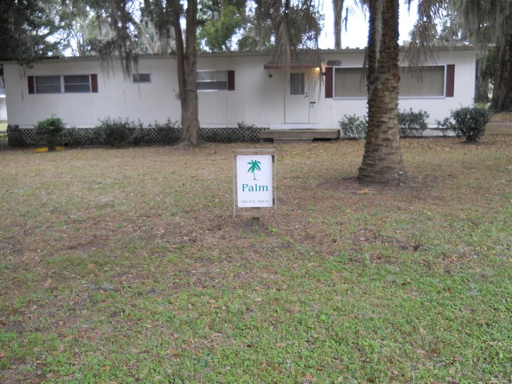 Palm House - Lochloosa Lake, FL