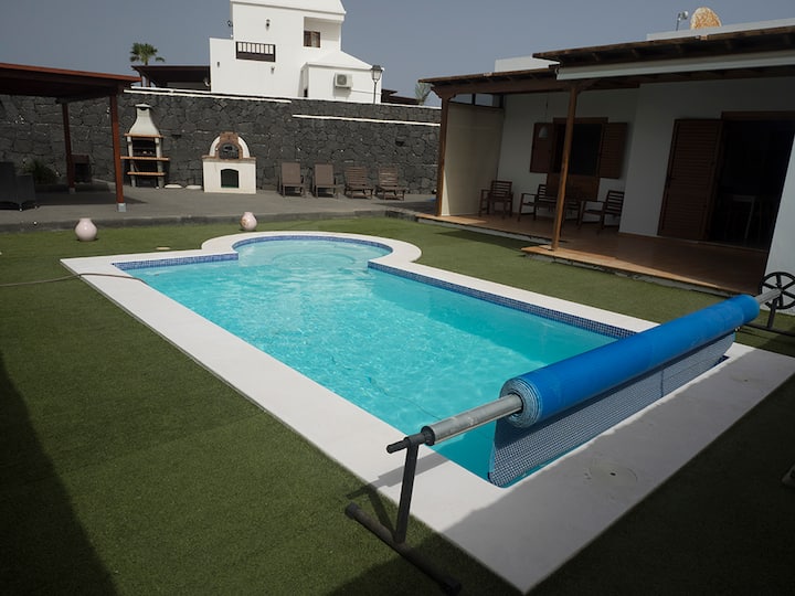 Villa With Heated Pool N Playa Blanca / Lanzarote - 