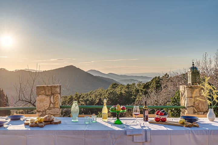 Spacious Villa Near Barcelona - 24 Beds - Granollers