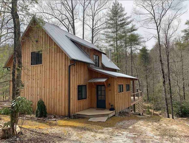 Fowler Creek Cabin - Cashiers, NC