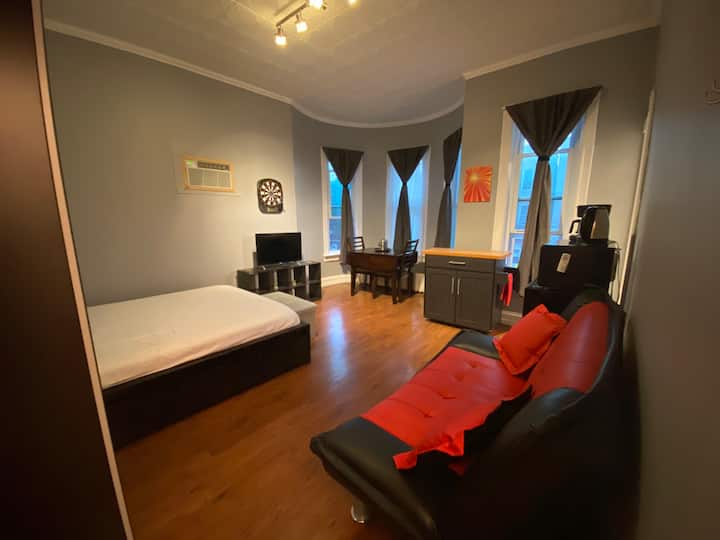 Cozy Studio 15minutes From Manhattan - Union City, NJ