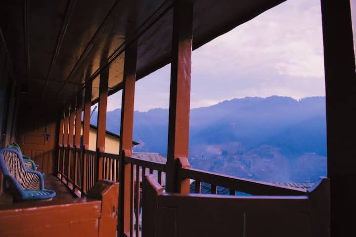 3 Traditional Room | Basa Farm Stay - Narkanda