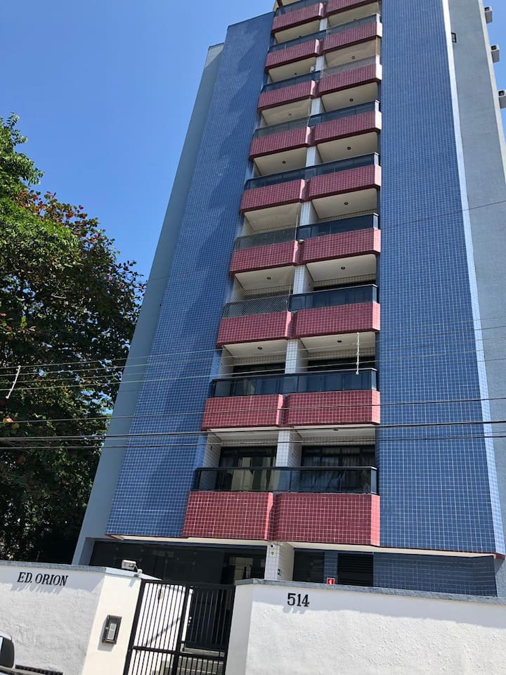 Confortável Apto Praia Tombo-guaruja - Guarujá