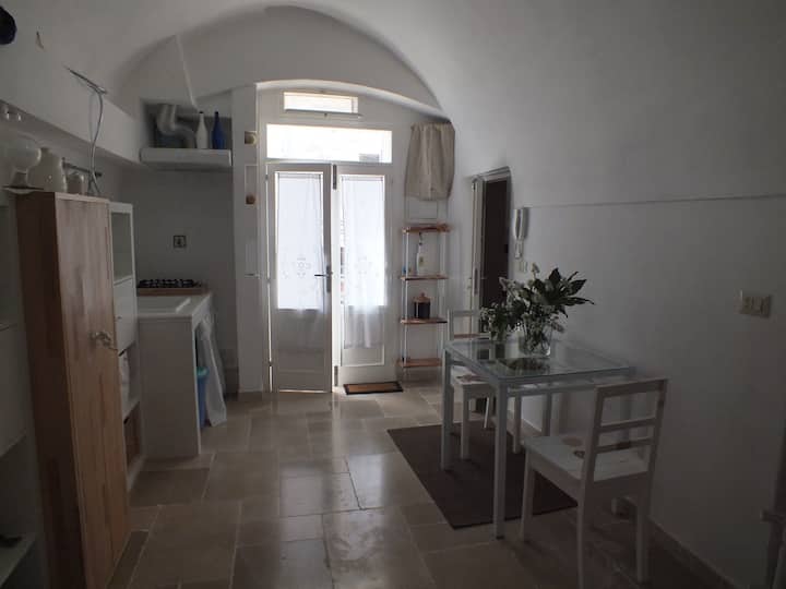 Intera-palazzina Nel Centro-storicola Casadilisca - Polignano a Mare