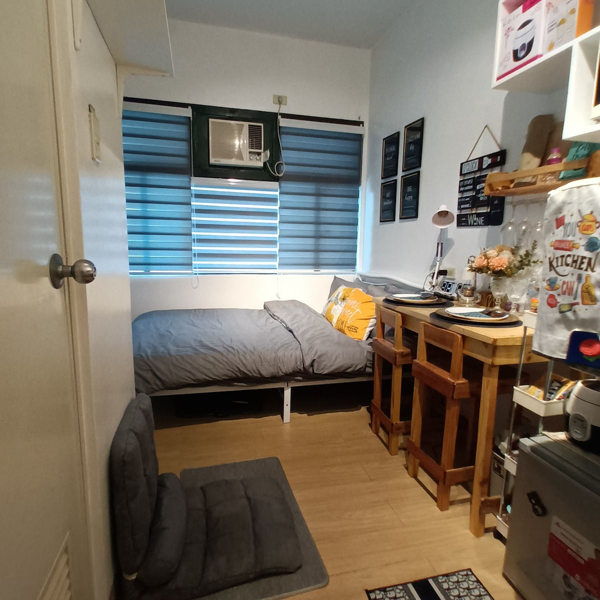 Alabang Studio with unlimited wifi and Netflix - Condominiums for Rent ...