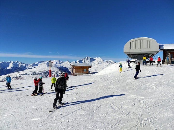 Appart Pied Des Pistes De Ski à La Montagne Jura - Lélex