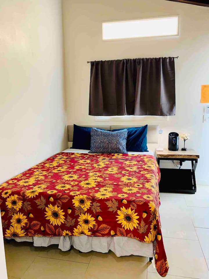 *Private Entrance*privatebath*15 Mins To Disney -B - Anaheim, CA