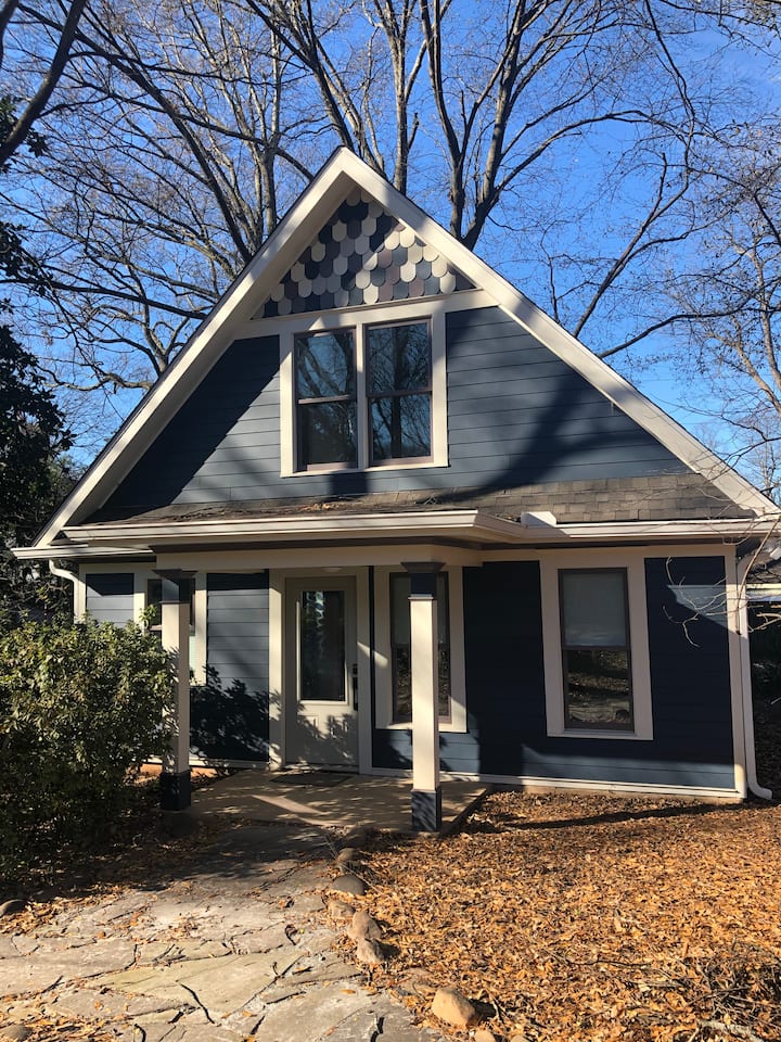 Lemuel's Tiny House: Small Home In An Urban Garden - Atlanta, GA