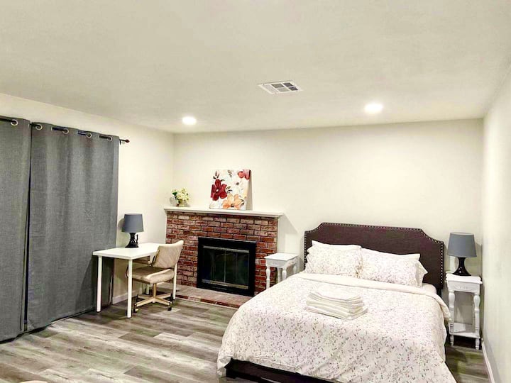 Modern House -The Heart Of Silicon Valley - Santa Clara, CA