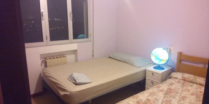 Habitaciones En Casa Compartida - Gijón