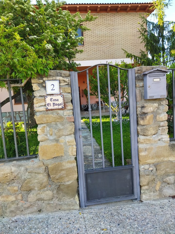 Casa Nogal - Alquézar