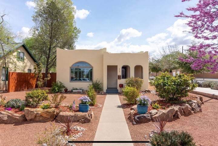 Bryn Mawr House - Albuquerque, NM