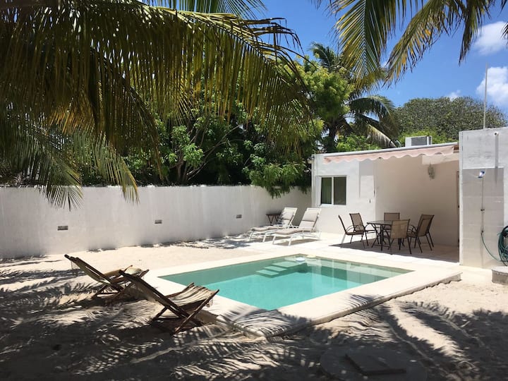 Tunich-ha Beautiful Beach House, Yucatan, Mex. - Yucatán