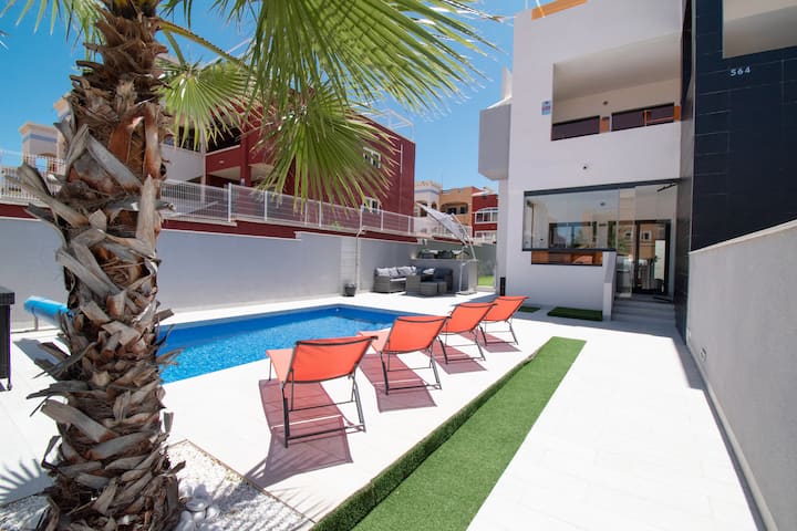 Rez-de-chaussée Jardin Et Piscine Privée Chaufée - Villamartin