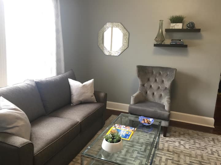 West End Beauty!! - West Hartford, CT