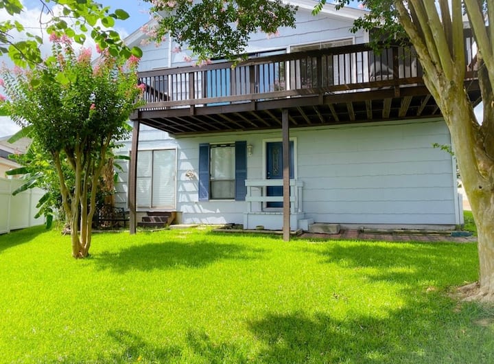 Peaceful Lakeview & Perfect For A Family Retreat - Conroe, TX