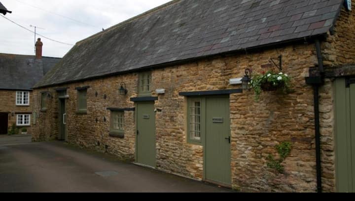 Cosy Country Pub ,Converted Barn En Suite Rooms - Banbury
