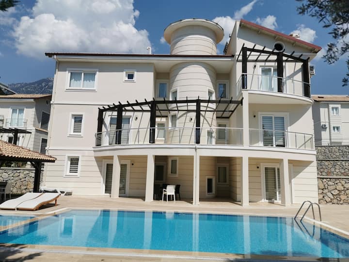 Villa Karmele -  Large Luxury Family Holiday Villa - Ölüdeniz