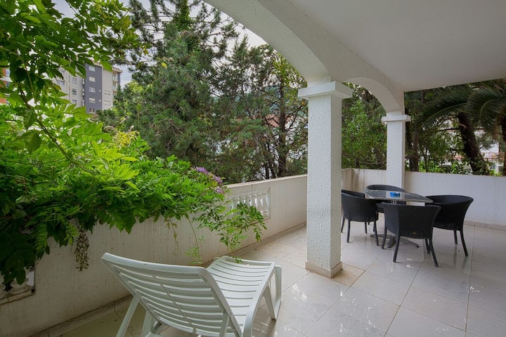 City Center Apart. 5, Few Minutes From The Beach - Budva