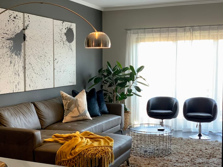 Stunning 2 Bedroom Apartment In Pretoria East - Pretoria