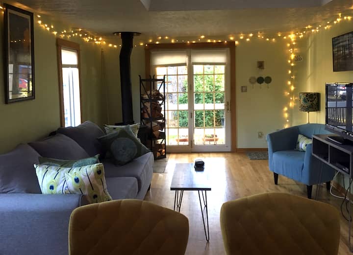 Tranquil Garden Bungalow In The City - Close To Uo - Eugene, OR