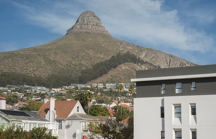 Work Remotely In Sunny Sea Point - Cape Town